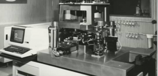 Cameca - 600 Series Steppers